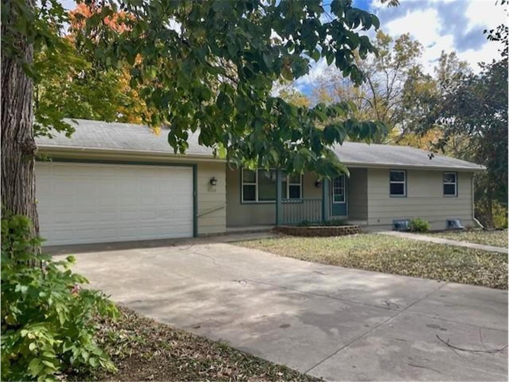 9100 Oakwood Road, Saint Bonifacius, MN, 55375 | MLS: 6619740 | Edina ...