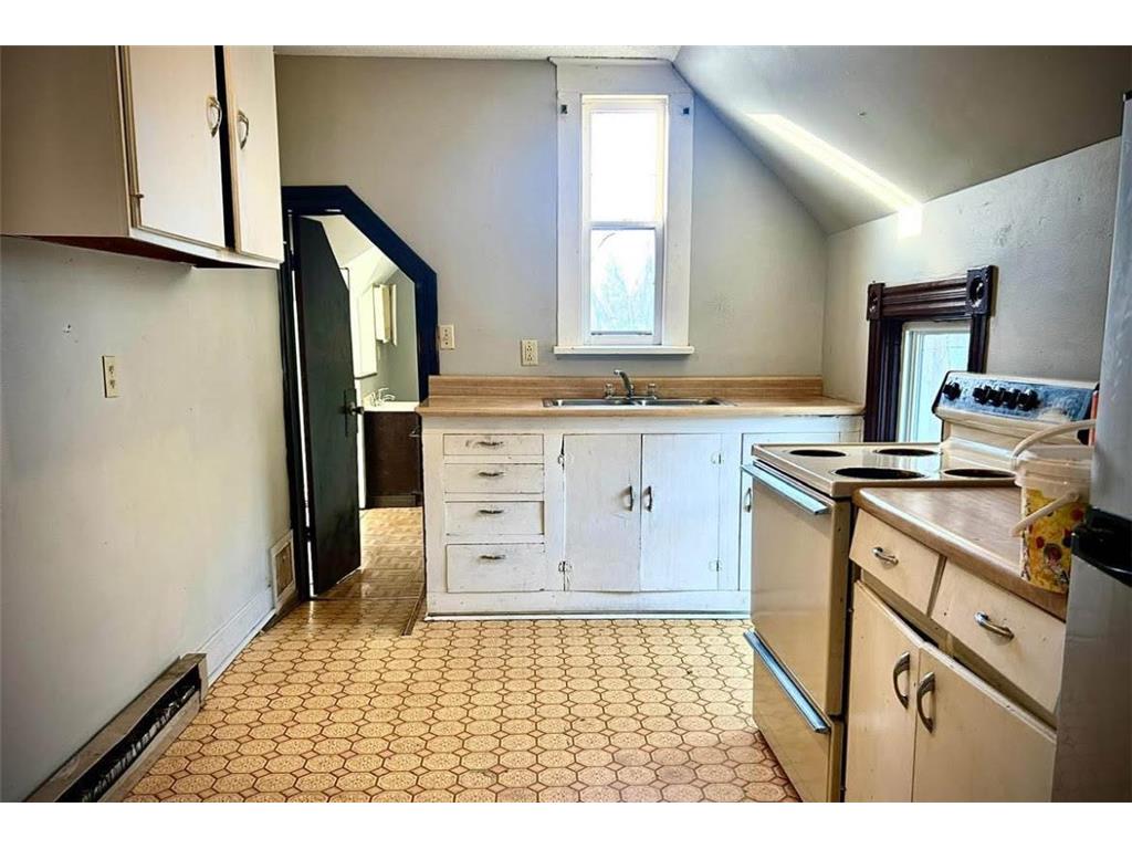 913 8th Avenue S, Saint Cloud, MN, 56301 | MLS: 6770688 | Edina Realty