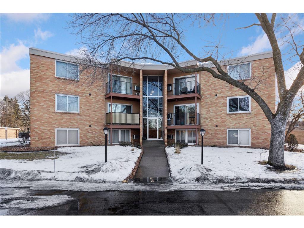 9143 Highway 55 #306, Golden Valley, MN, 55427 | MLS: 7008823 | Edina ...