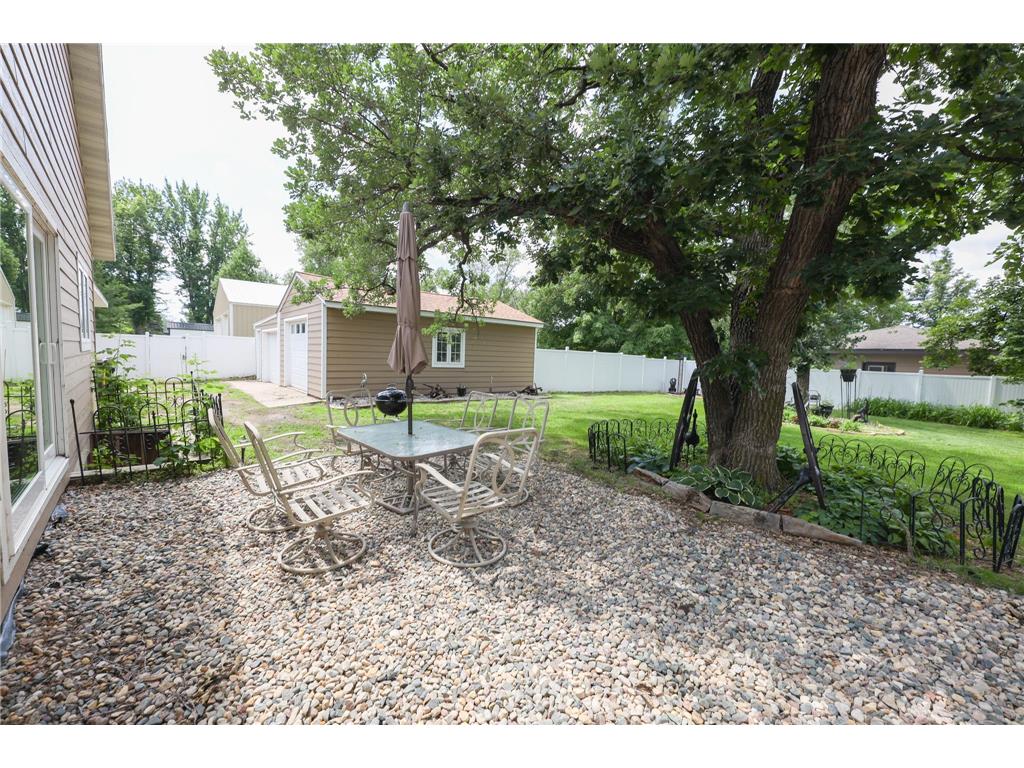 915 S Darling Drive NW, Alexandria, MN, 56308 | MLS: 6747049 | Edina Realty