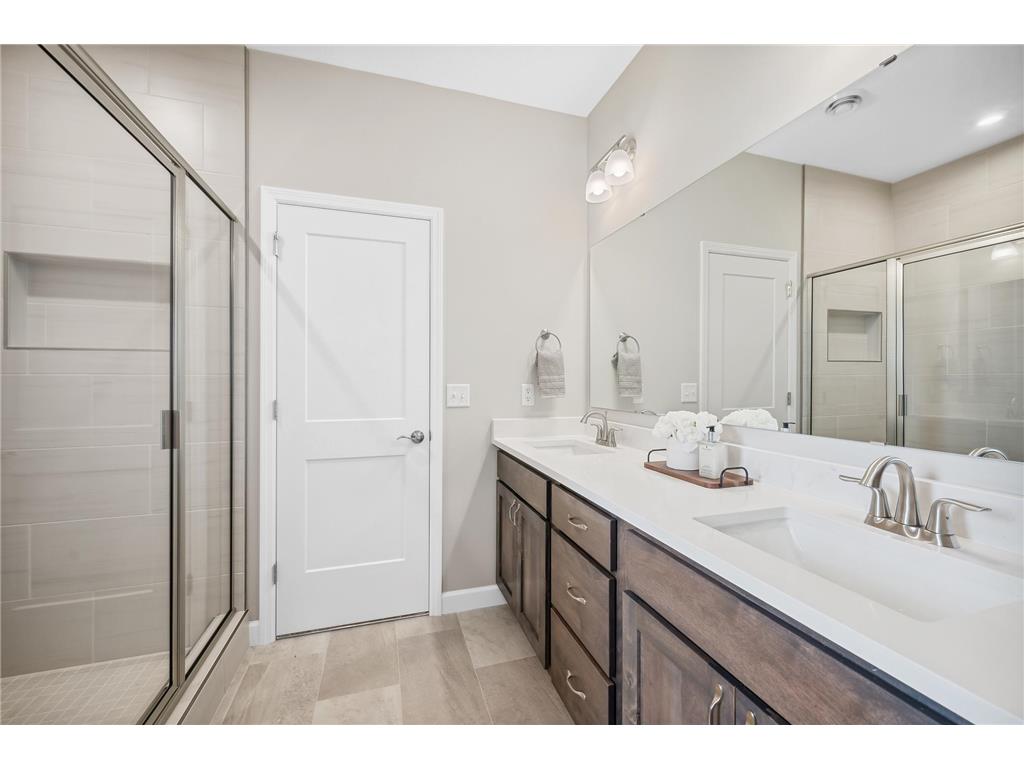 925 Brandenburg Lane, Waverly, MN, 55390 | MLS: 6739468 | Edina Realty