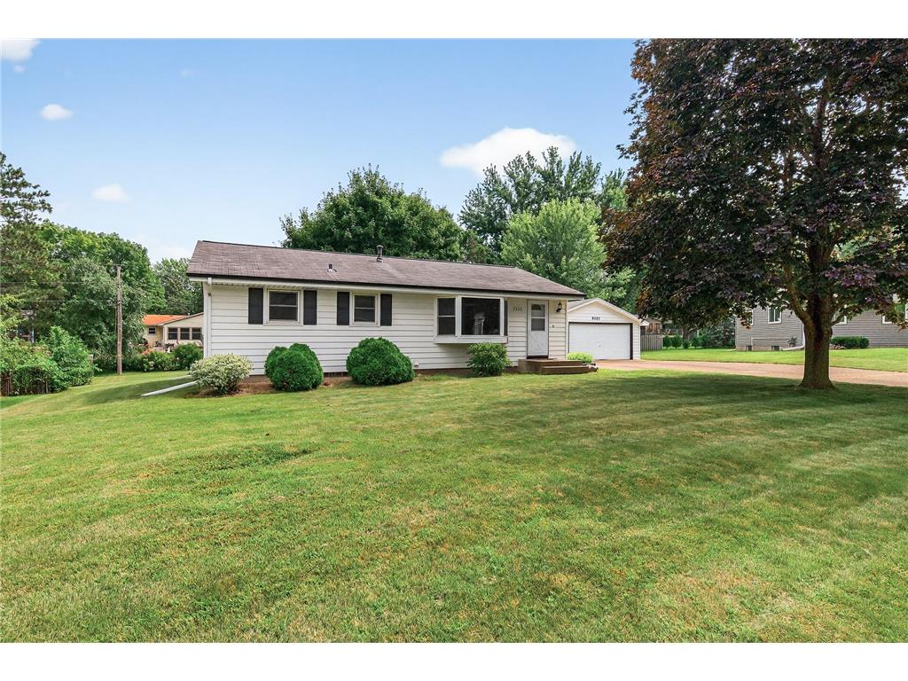 9252 Zinnia Lane N, Maple Grove, MN, 55369 | MLS: 6764433 | Edina Realty