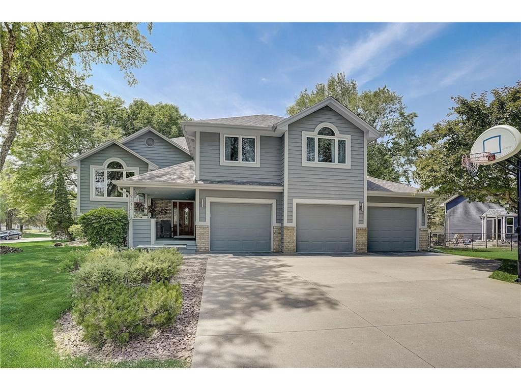 9313 Newton Avenue N, Brooklyn Park, MN, 55444 | MLS: 6368310 | Edina ...