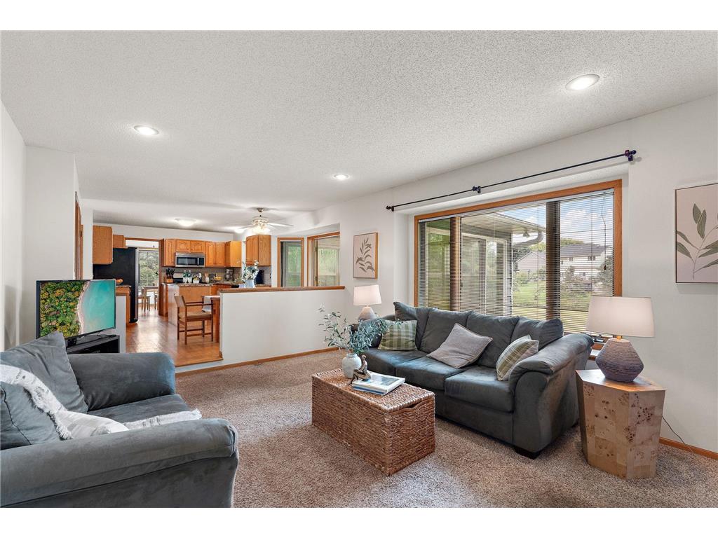 9323 Magnolia Lane N, Maple Grove, MN, 55369 | MLS: 7018676 | Edina Realty
