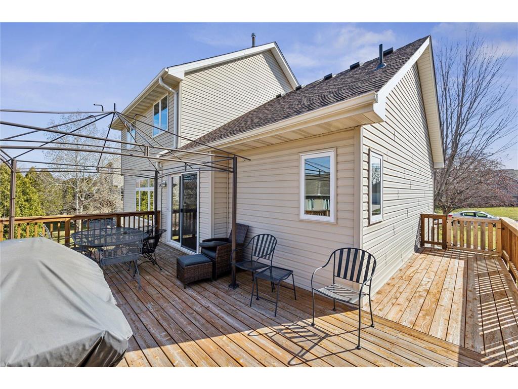 9329 White Oaks Trail, Champlin, MN, 55316 | MLS: 6516652 | Edina Realty