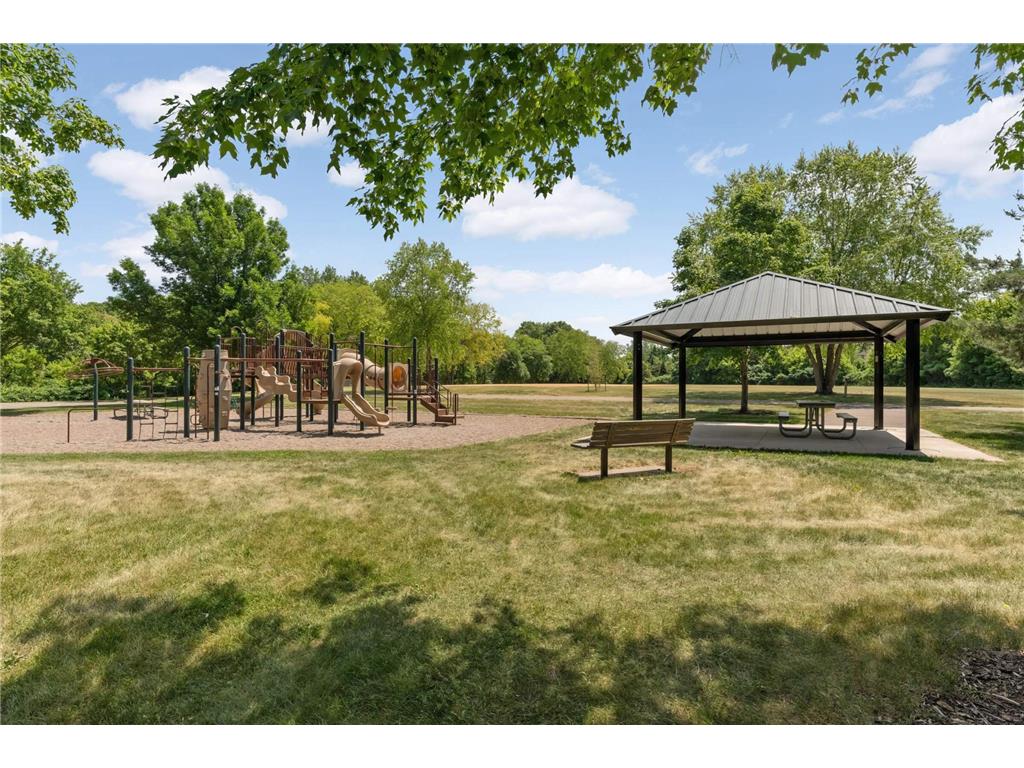 9451 Esk Lane, Inver Grove Heights, MN, 55077 | MLS: 6774578 | Edina Realty