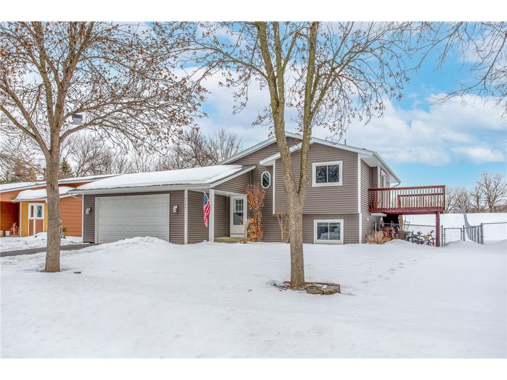 9466 Irving Avenue N, Brooklyn Park, MN, 55444 | MLS: 6333395 | Edina ...