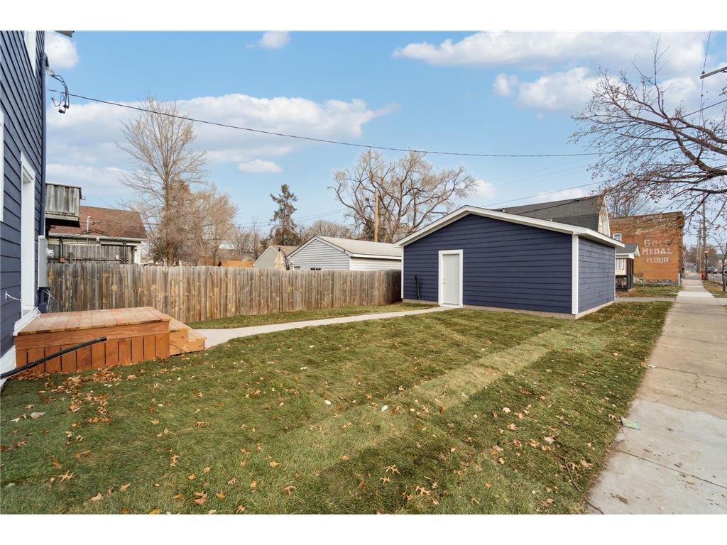 964 Woodbridge Street, Saint Paul, MN, 55117 | MLS: 6465964 | Edina Realty
