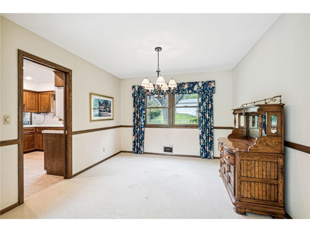 9640 Oxborough Road, Bloomington, MN, 55437 | MLS: 6514441 | Edina Realty
