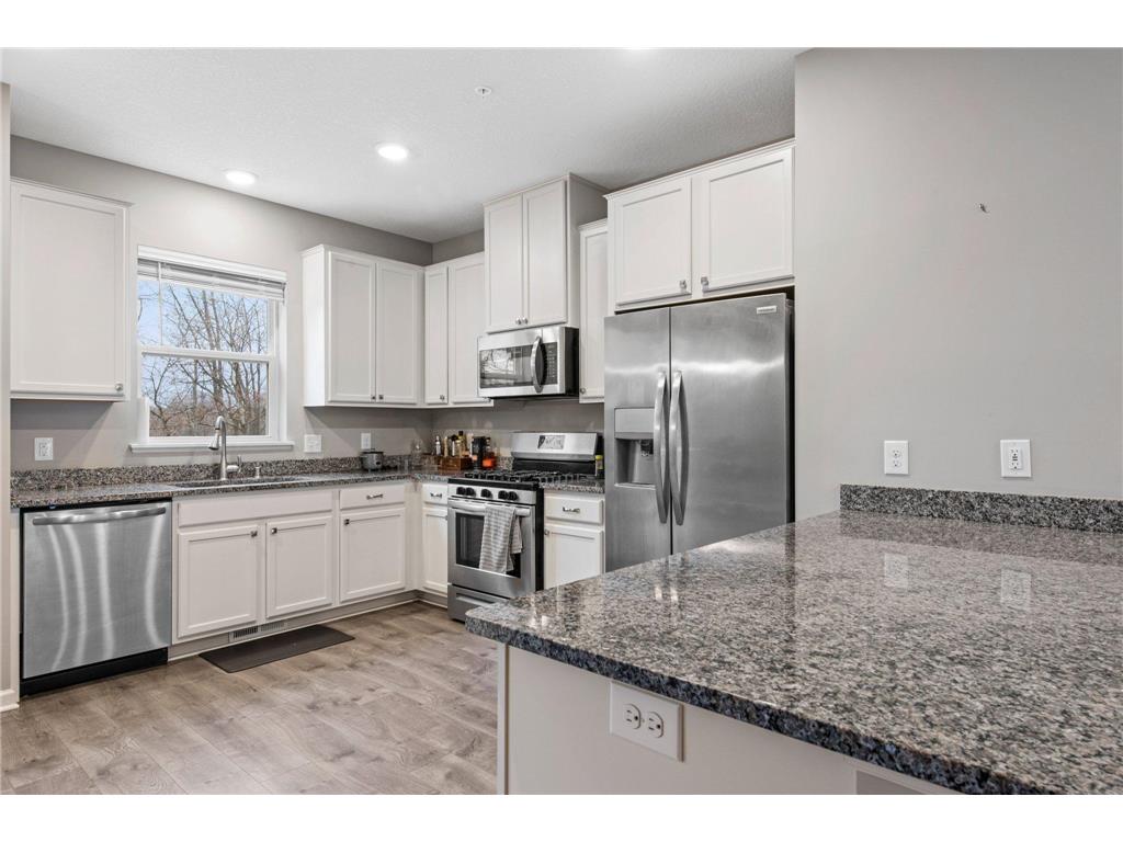 9657 Olive Lane N, Maple Grove, MN, 55311 | MLS: 6470481 | Edina Realty