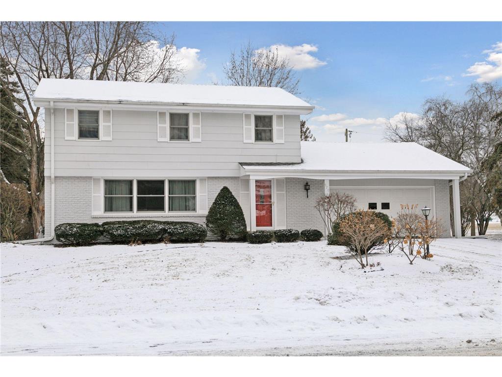 970 Douglas Road, Mendota Heights, MN, 55118 | MLS: 6637703 | Edina Realty