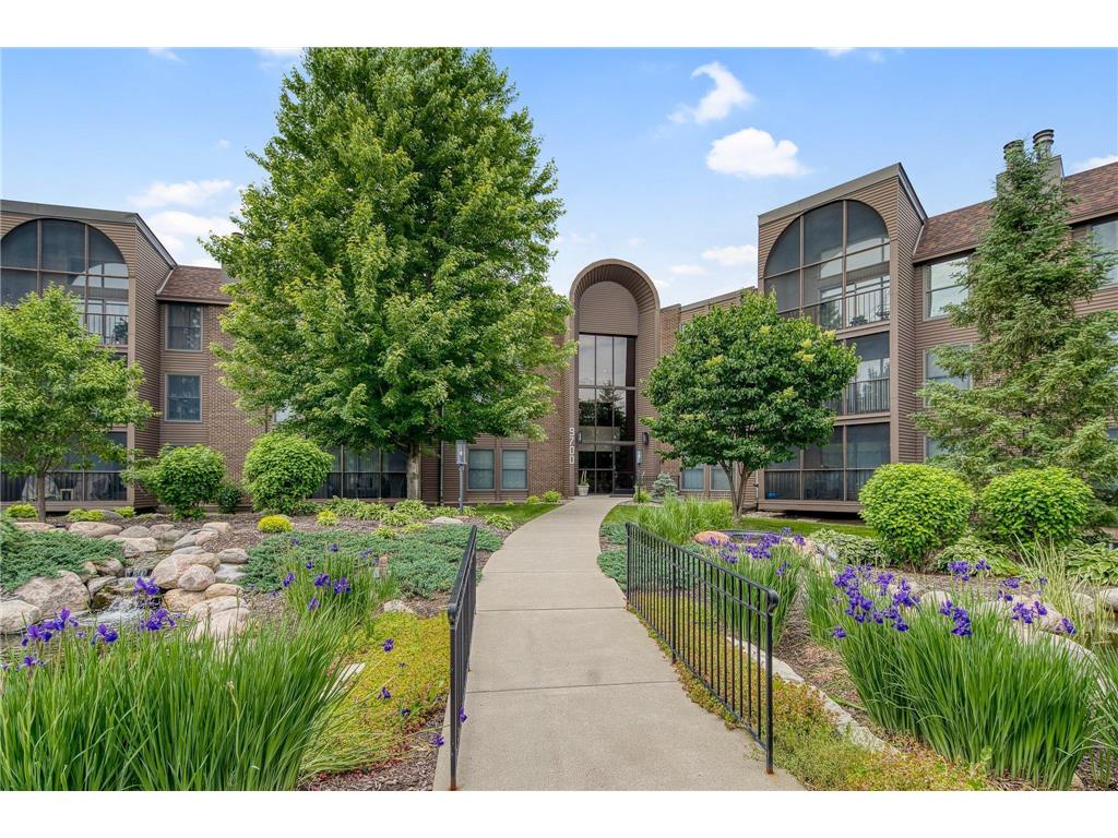 9700 Portland Avenue S #237, Bloomington, MN, 55420 | MLS: 6557278 ...