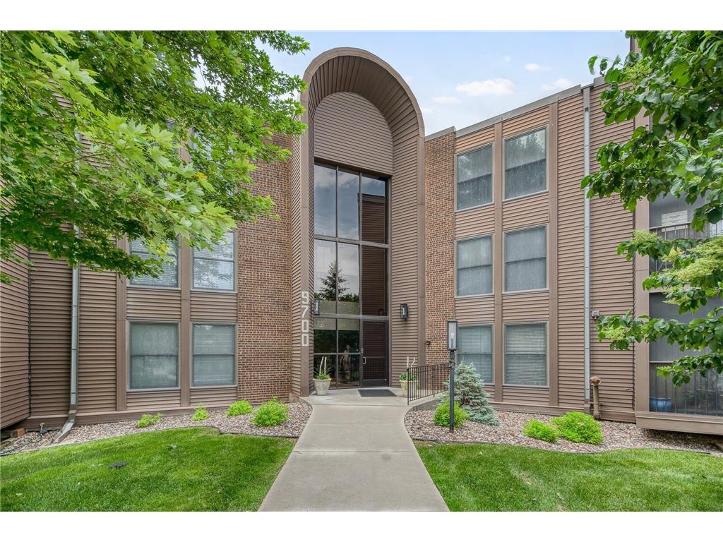 9700 Portland Avenue S #237, Bloomington, MN, 55420 | MLS: 6557278 ...