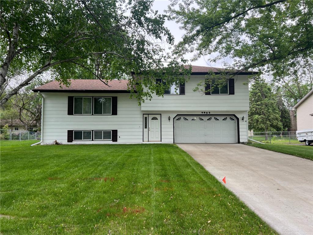 9805 Jackson Street NE, Blaine, MN, 55434 | MLS: 6698045 | Edina Realty