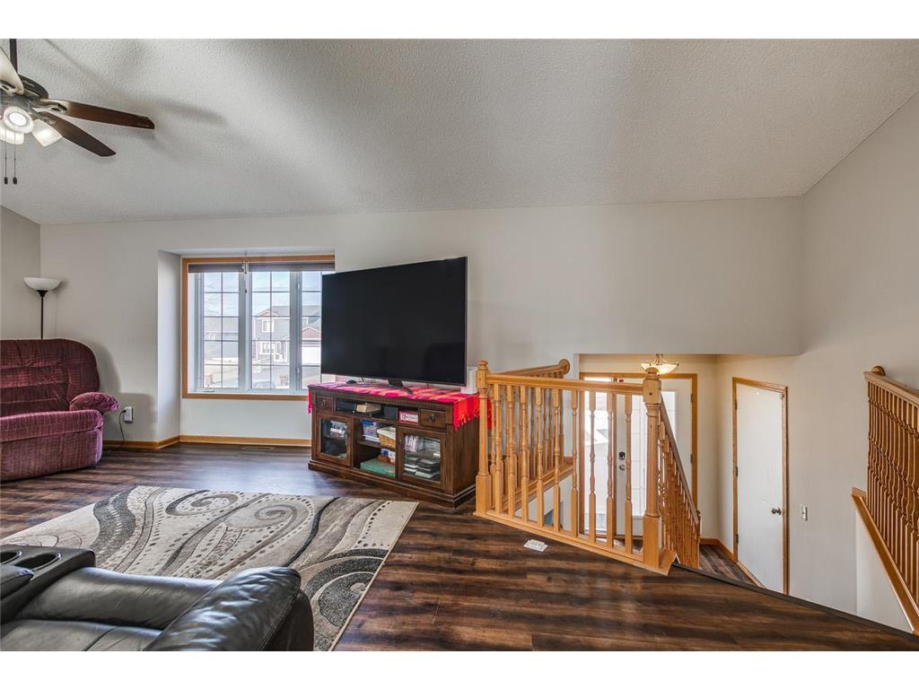 9833 78th Street S, Cottage Grove, MN, 55016 | MLS: 6500524 | Edina Realty