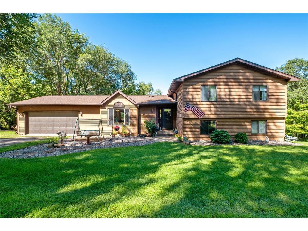 9850 256th Avenue NW, Zimmerman, MN, 55398 | MLS: 6418646 | Edina Realty