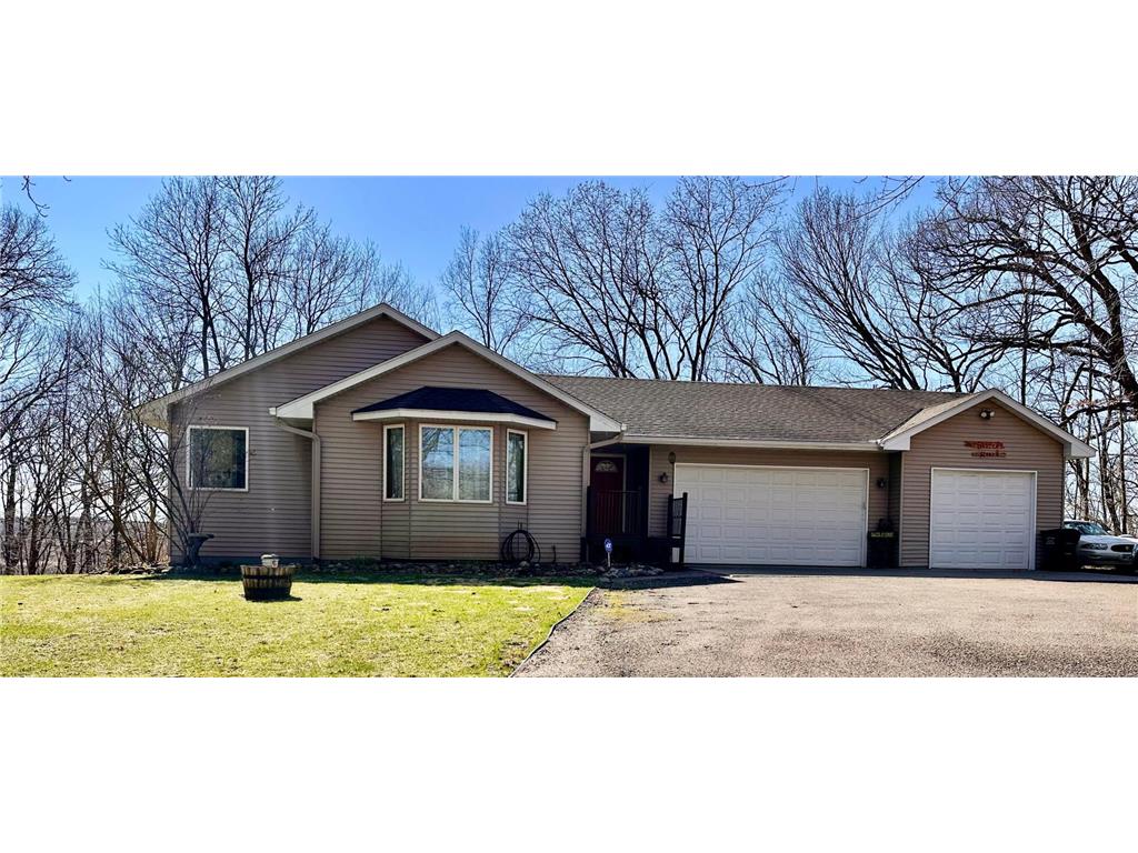 9951 Stacy Trail, Chisago City, MN, 55013 | MLS: 6648649 | Edina Realty