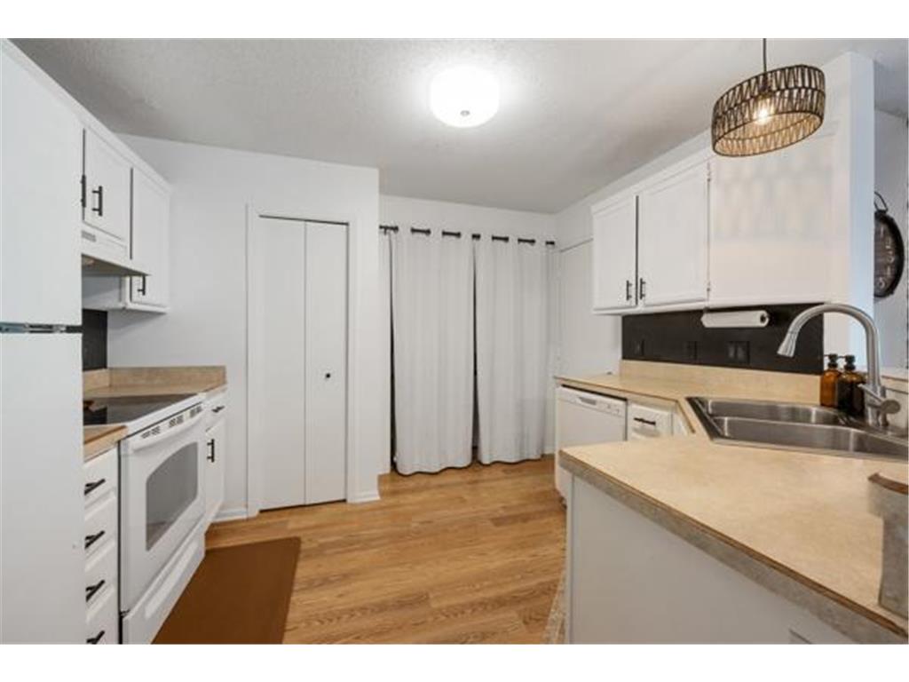 9955 Russell Avenue N #10, Brooklyn Park, MN, 55444 | MLS: 6731114 ...