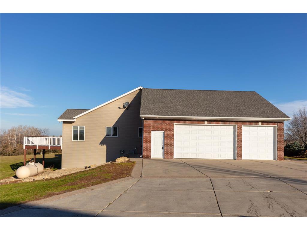 N5699 1142nd Street, Oak Grove Twp, WI, 54021 | MLS: 6460367 | Edina Realty