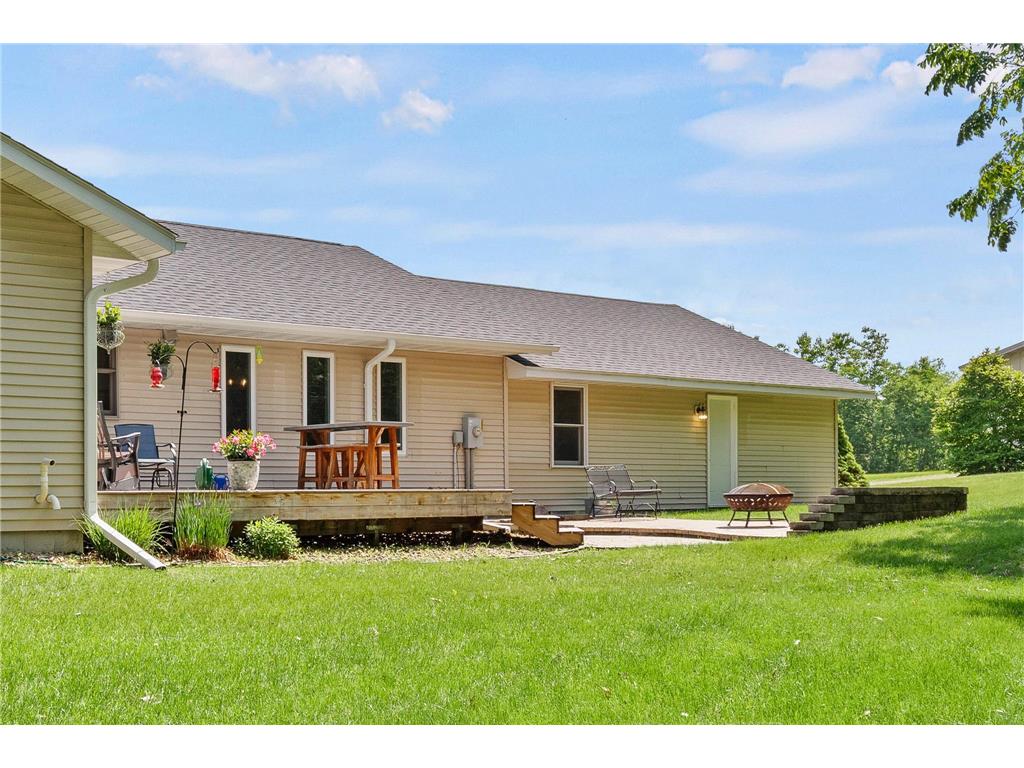 N5887 1110th Street, Oak Grove Twp, WI, 54021 | MLS: 6746781 | Edina Realty