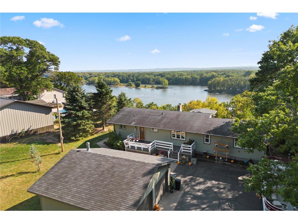 W12135 508th Avenue, Oak Grove Twp, WI, 54021 | MLS: 6435819 | Edina Realty