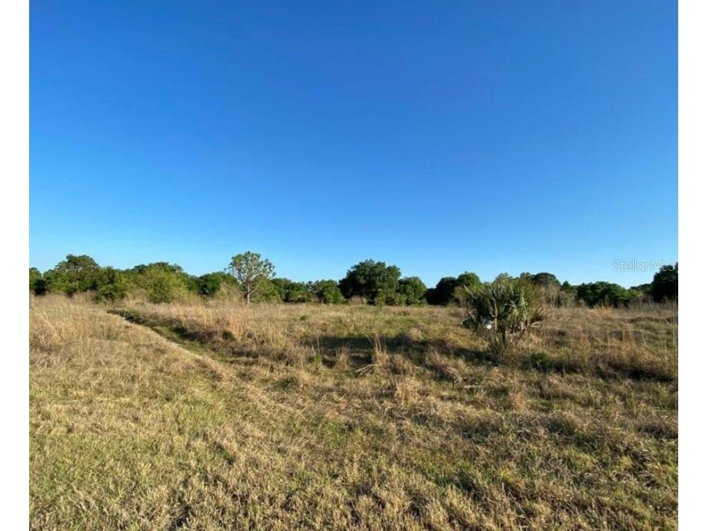Grover Circle, North Port, FL, 34288 | MLS: U8212378 | Edina Realty