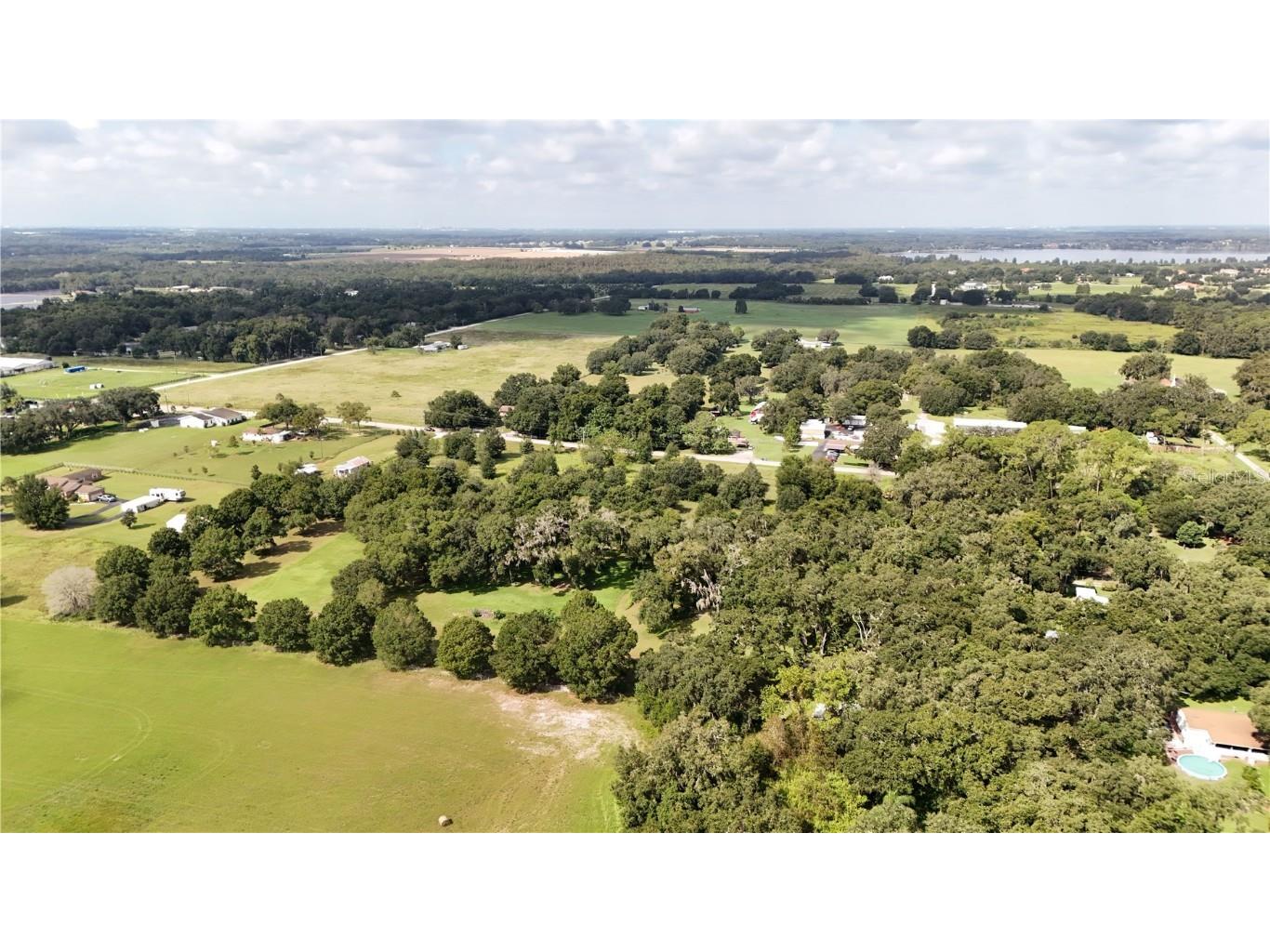 Mcintosh Road, Thonotosassa, FL, 33592 | MLS: T3495079 | Edina Realty