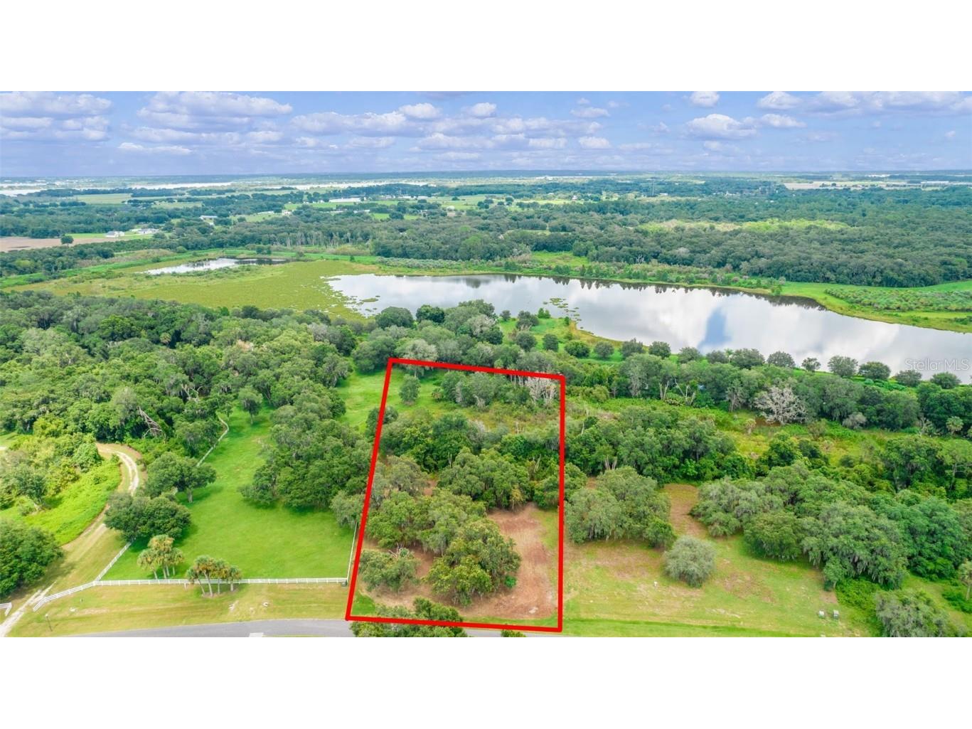 Silent Ridge Drive, Tavares, FL, 32778 | MLS: G5045741 | Edina Realty