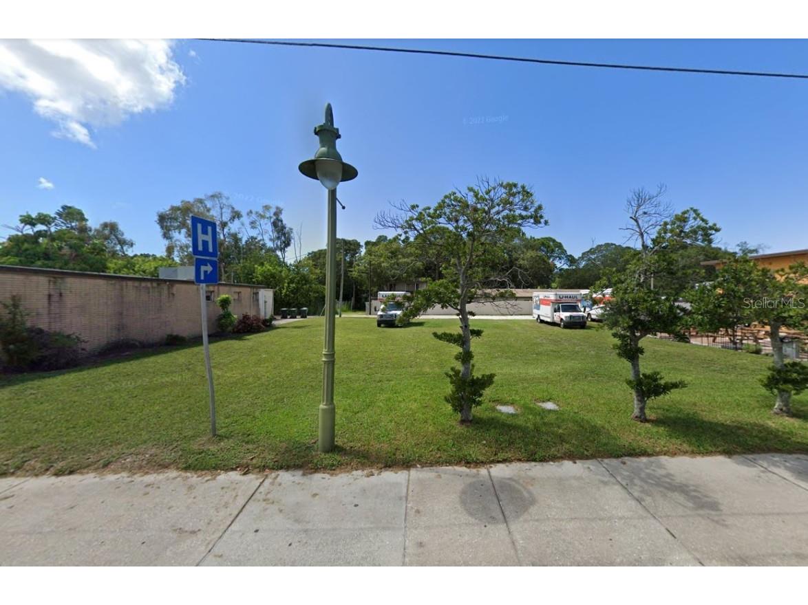 101 Clearwater-Largo Road, Largo, FL, 33770 | MLS: U8212301 | Edina Realty