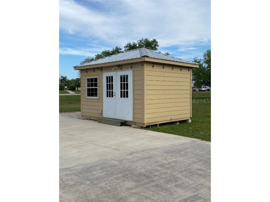 10284 NE 28th Loop, Silver Springs, FL, 34488 | MLS: OM675350 | Edina ...