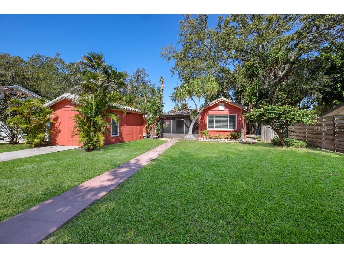 1031 Indian Beach Drive, Sarasota, FL, 34234 | MLS: A4600137 | Edina Realty