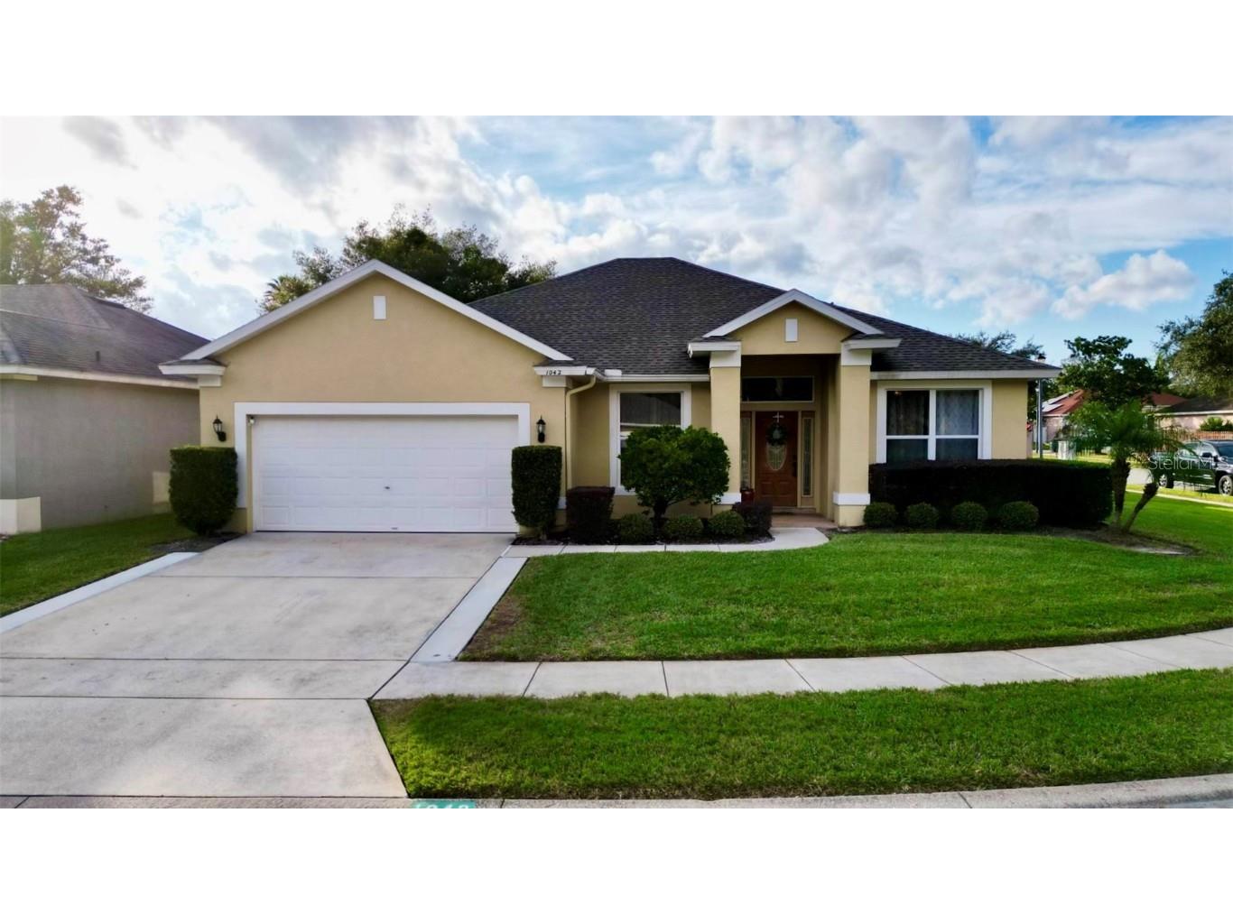1042 Drift Creek Cove, Orlando, FL, 32828 | MLS: O6166761 | Edina Realty