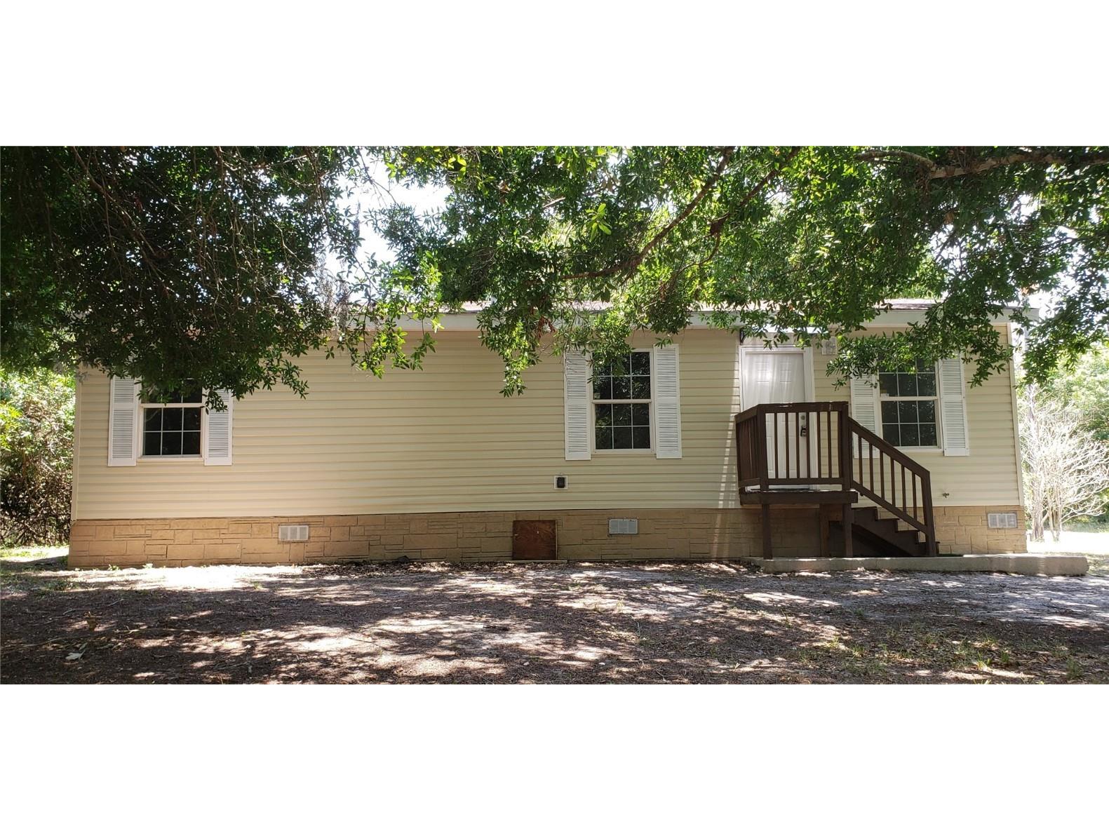 1048 Booker Street, Fellsmere, FL, 32948 | MLS: S5104339 | Edina Realty
