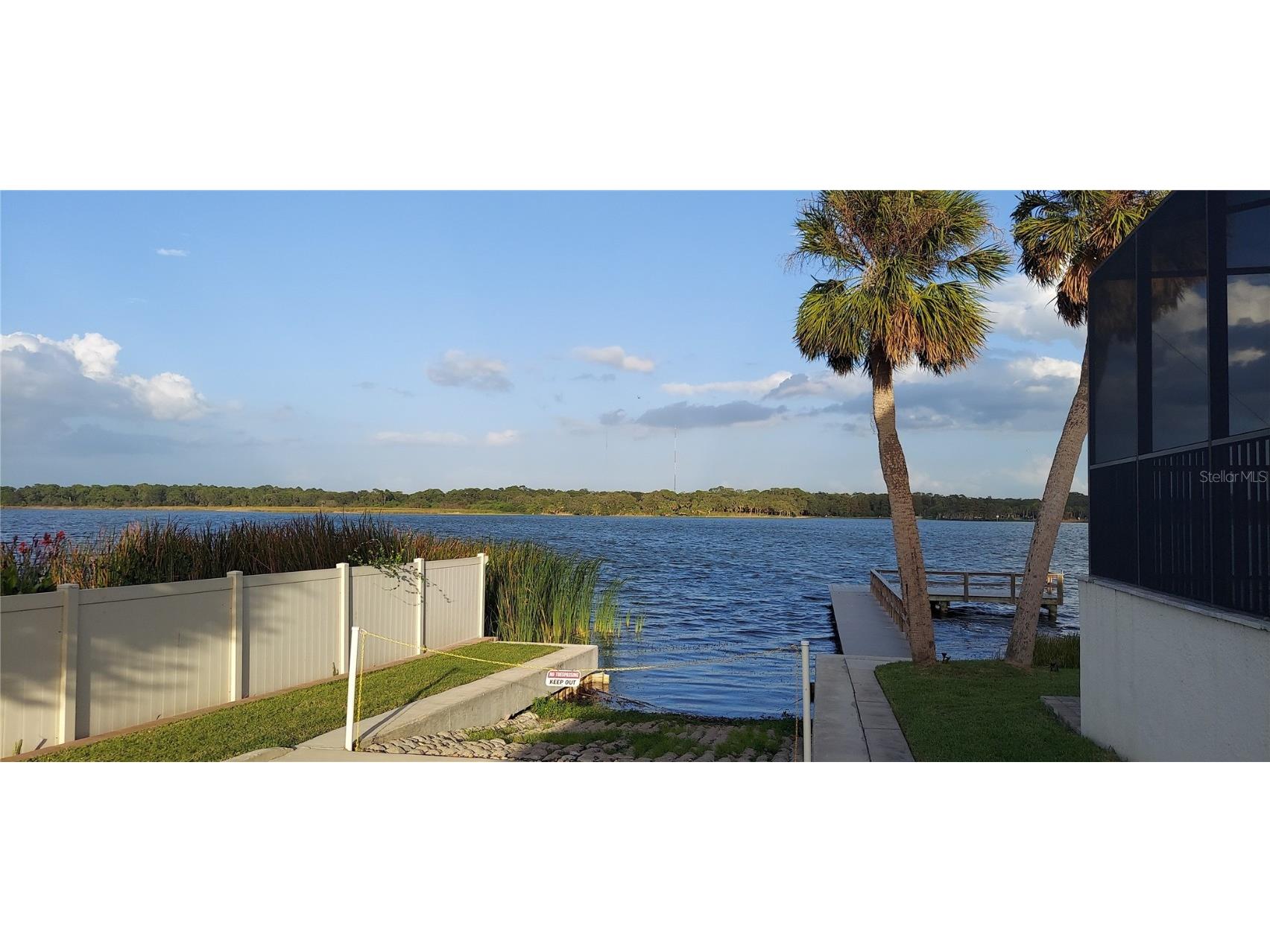 10674 Lake Seminole Terrace, Seminole, FL, 33772 | MLS: U8215665 ...