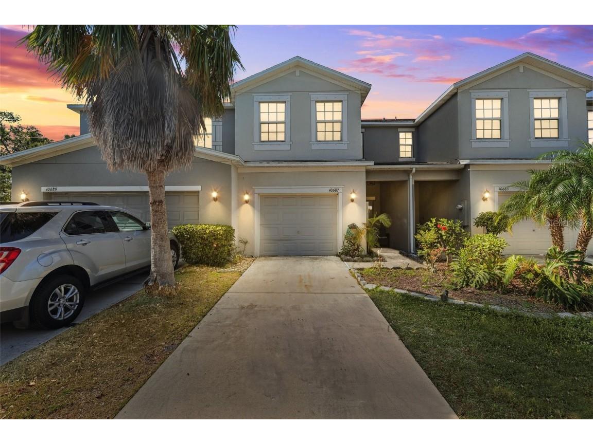 10687 Lake Montauk Drive, Riverview, FL, 33578 | MLS: TB8373909 | Edina ...