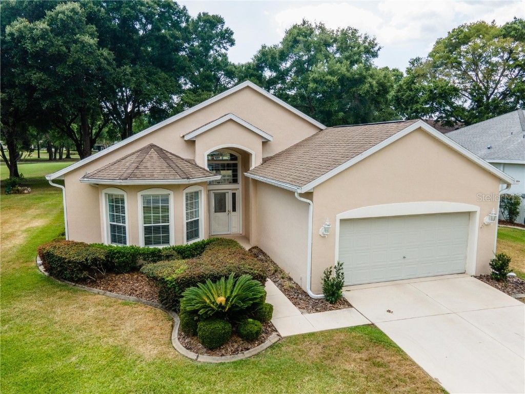 10886 SW 71st Circle, Ocala, FL, 34476 | MLS: OM673548 | Edina Realty