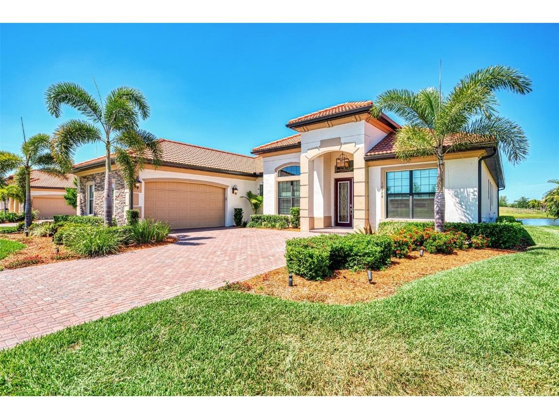 10908 Tarflower Drive, Venice, FL, 34293 | MLS: D6136117 | Edina Realty