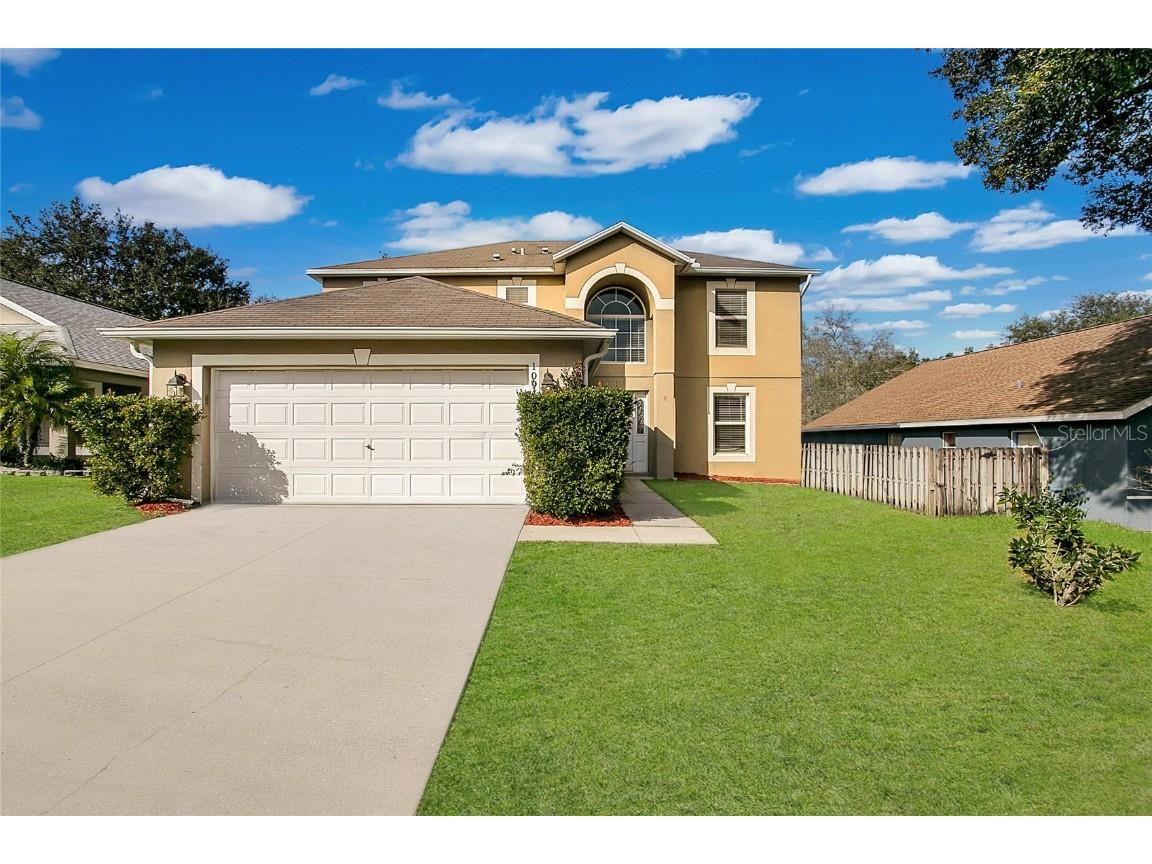 1091 Vanderbilt Drive, Eustis, FL, 32726 | MLS: O6177884 | Edina Realty