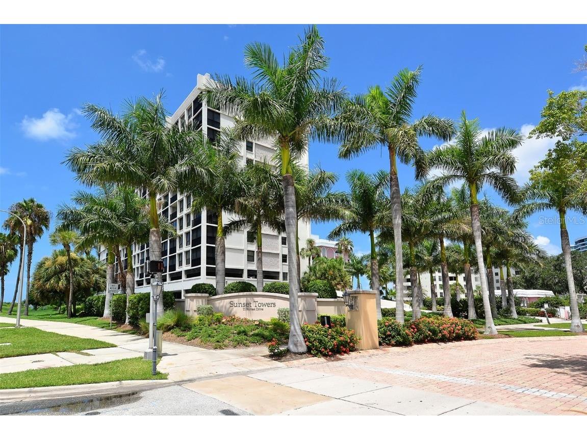 11 Sunset Drive #505, Sarasota, FL, 34236 | MLS: A4588043 | Edina Realty