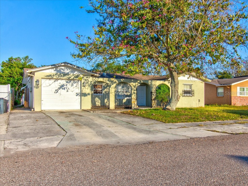 11040 Tyler Drive, Port Richey, FL, 34668 | MLS: U8232537 | Edina Realty