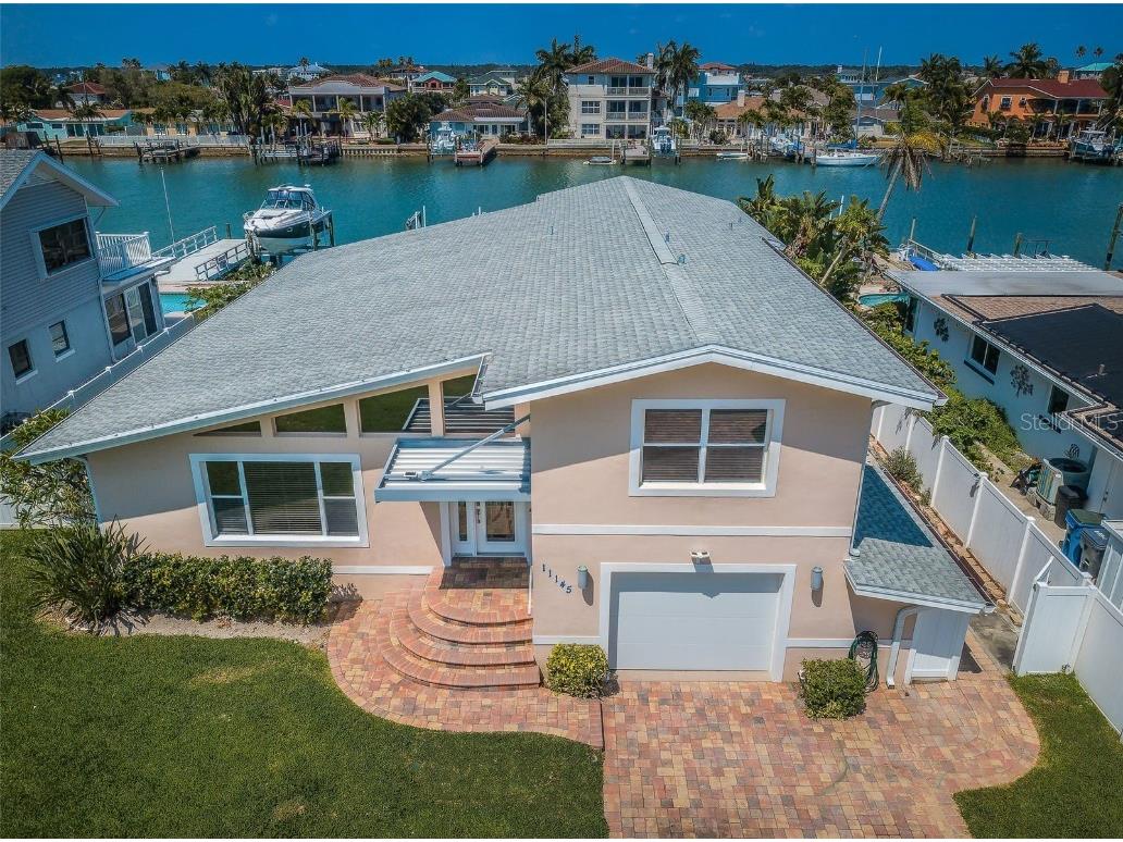 11145 7th Street E, Treasure Island, FL, 33706 | MLS: U8201170 | Edina ...