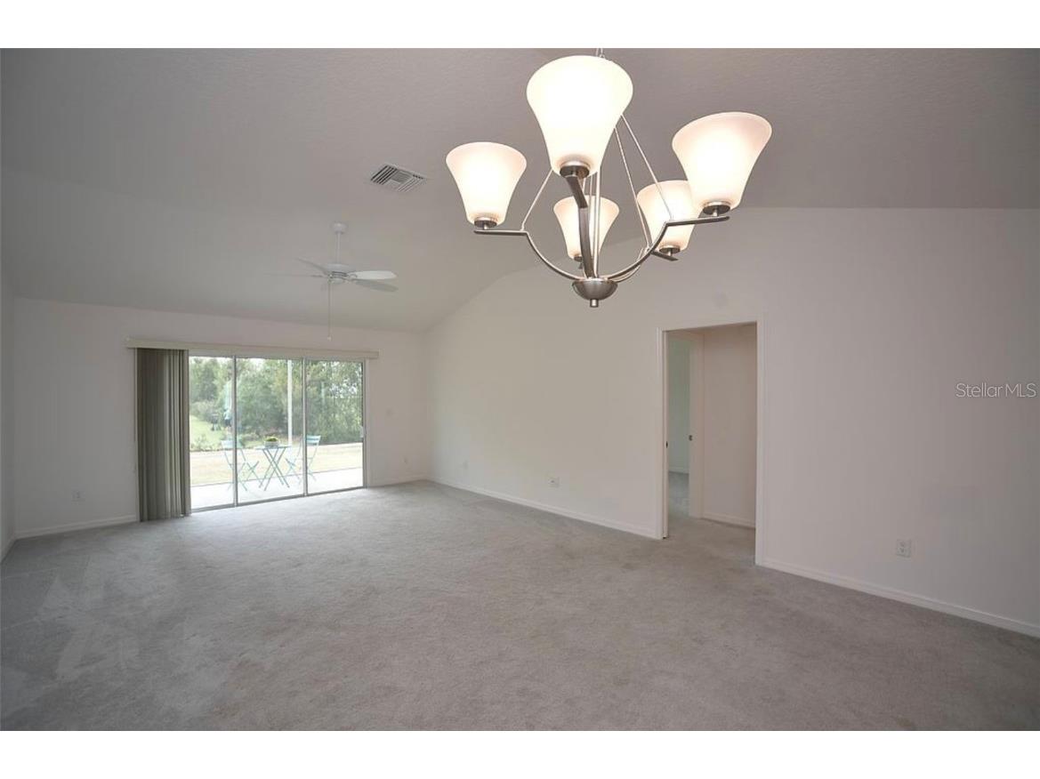 11188 Hess Way, Oxford, FL, 34484 | MLS: O6204449 | Edina Realty