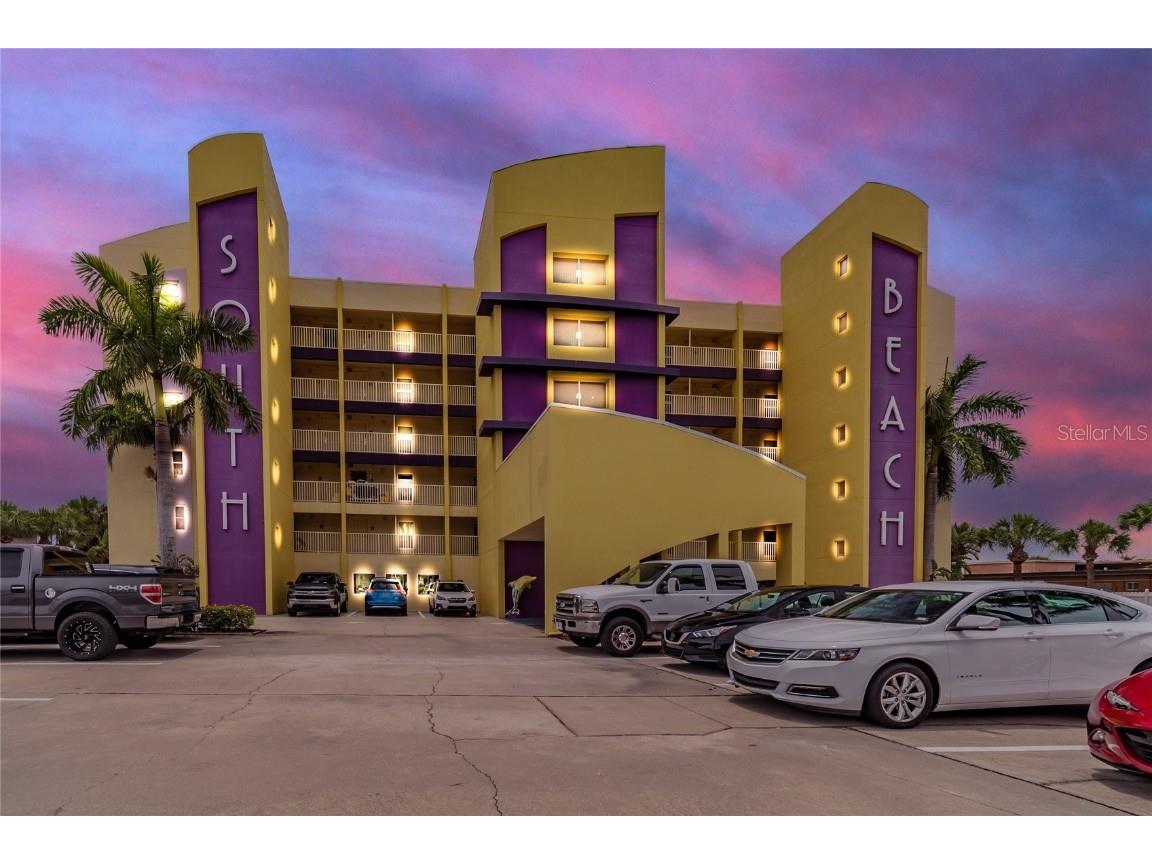 11360 Gulf Boulevard #304, Treasure Island, FL, 33706 | MLS: U8125323 ...