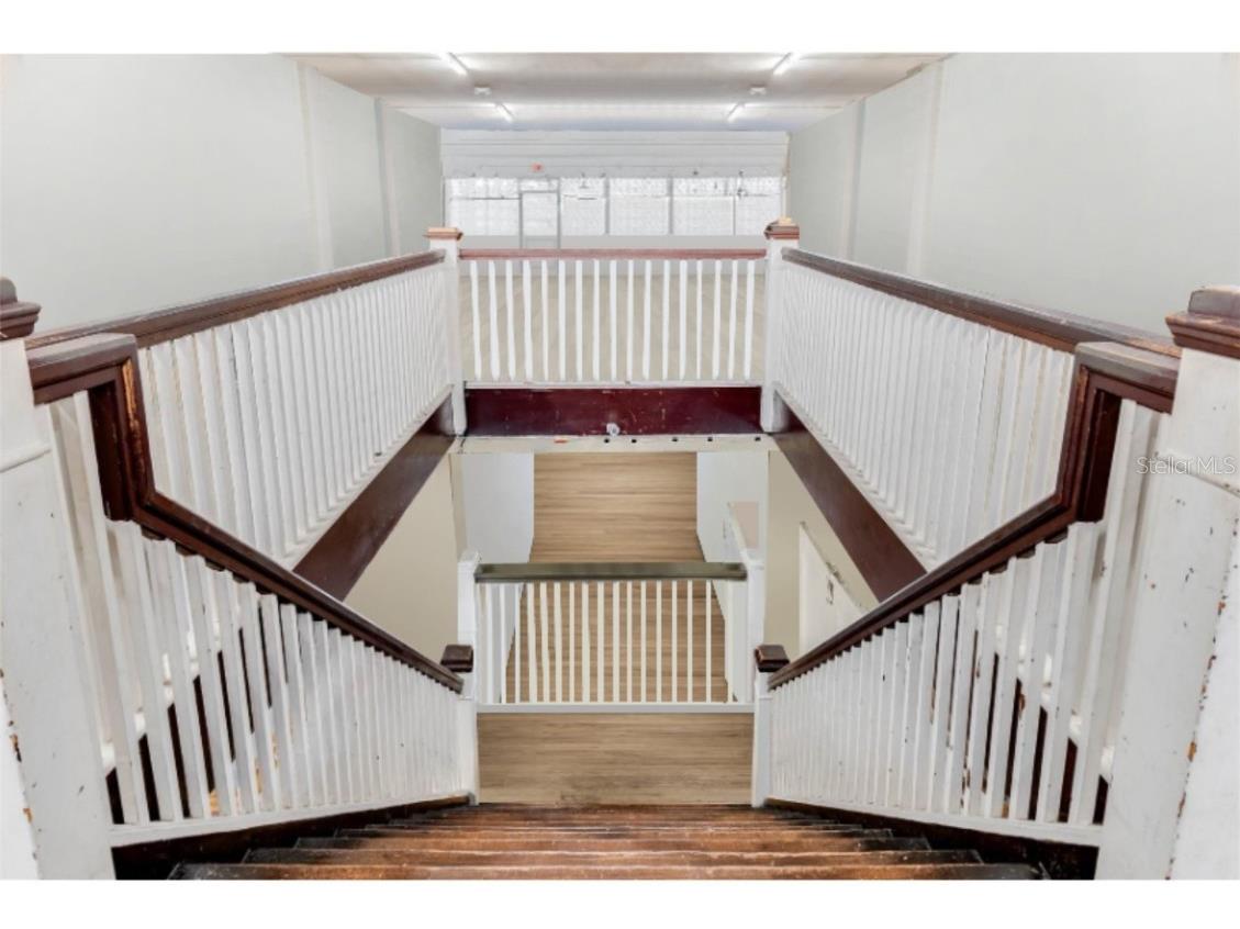 114 S Woodland Boulevard, Deland, FL, 32720 | MLS: V4936642 | Edina Realty