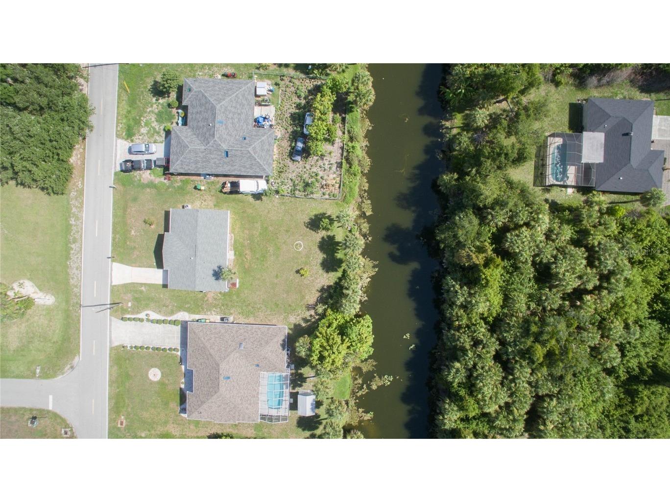 1142 Yorkshire Street, Port Charlotte, FL, 33952 | MLS: C7494286 ...
