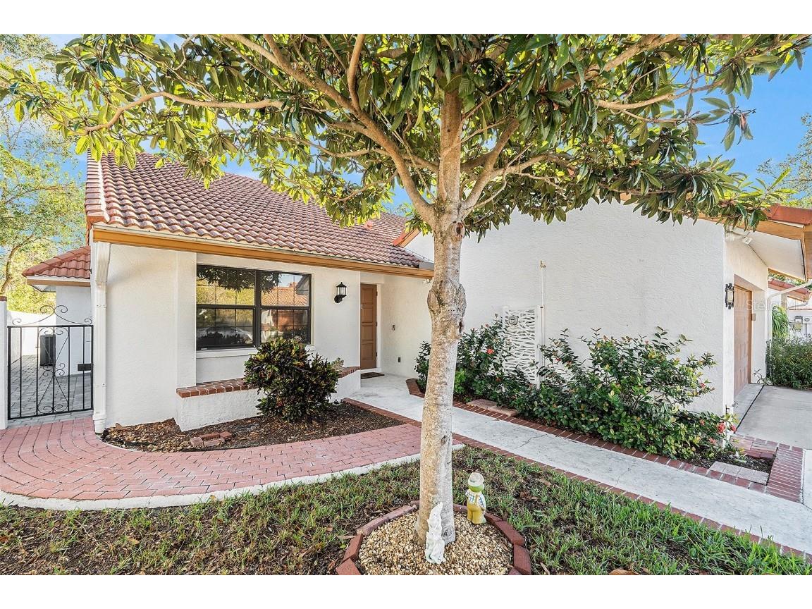 11507 Orilla Del Rio Place, Temple Terrace, FL, 33617 | MLS: TB8326493 ...