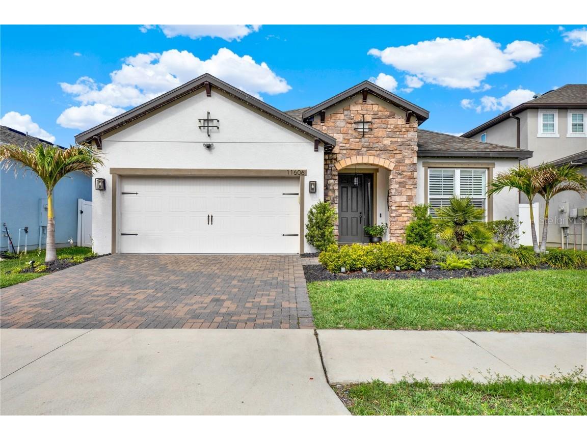 11606 Navel Orange Way, Tampa, FL, 33626 | MLS: TB8365838 | Edina Realty