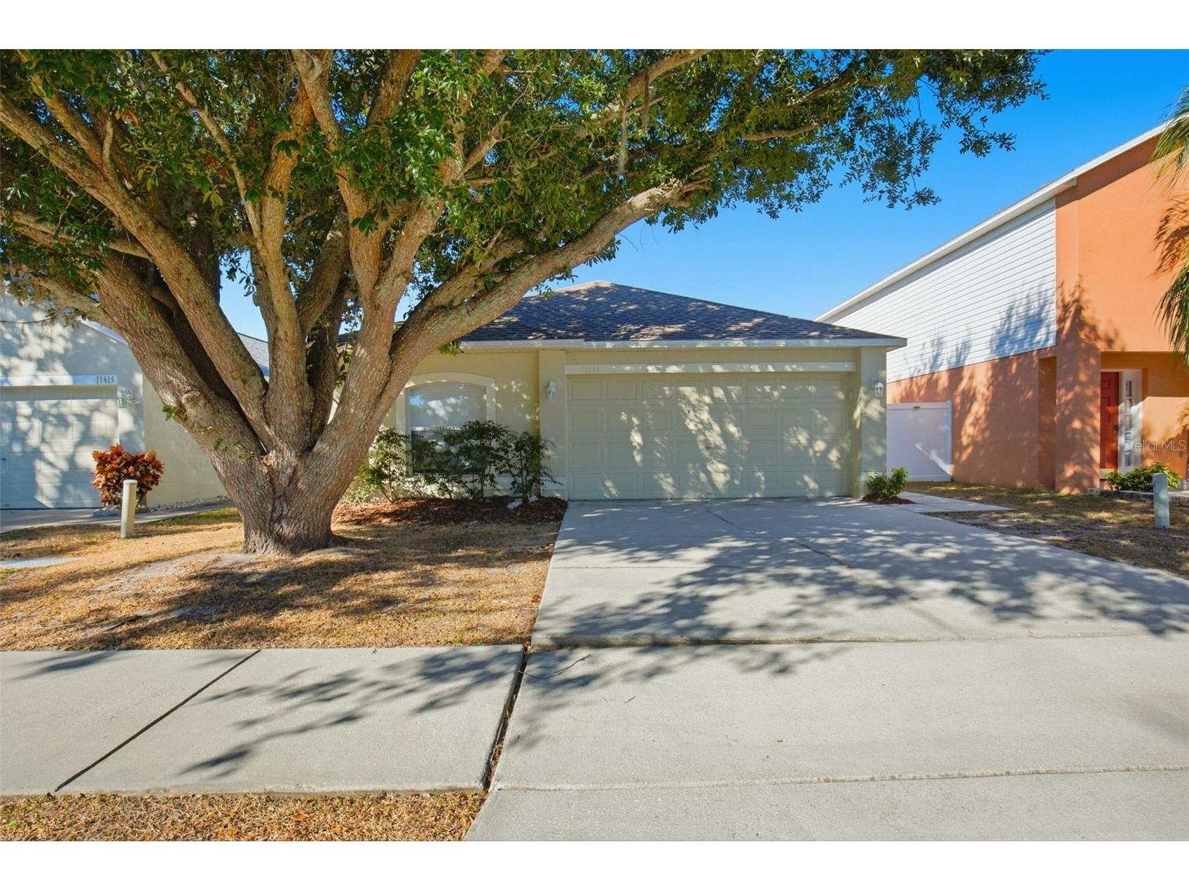 11613 Ivy Flower Loop, Riverview, FL, 33578 | MLS: O6359919 | Edina Realty