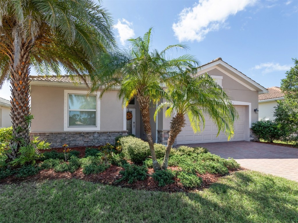 11659 Spotted Margay Avenue, Venice, FL, 34292 | MLS: N6129033 | Edina Realty
