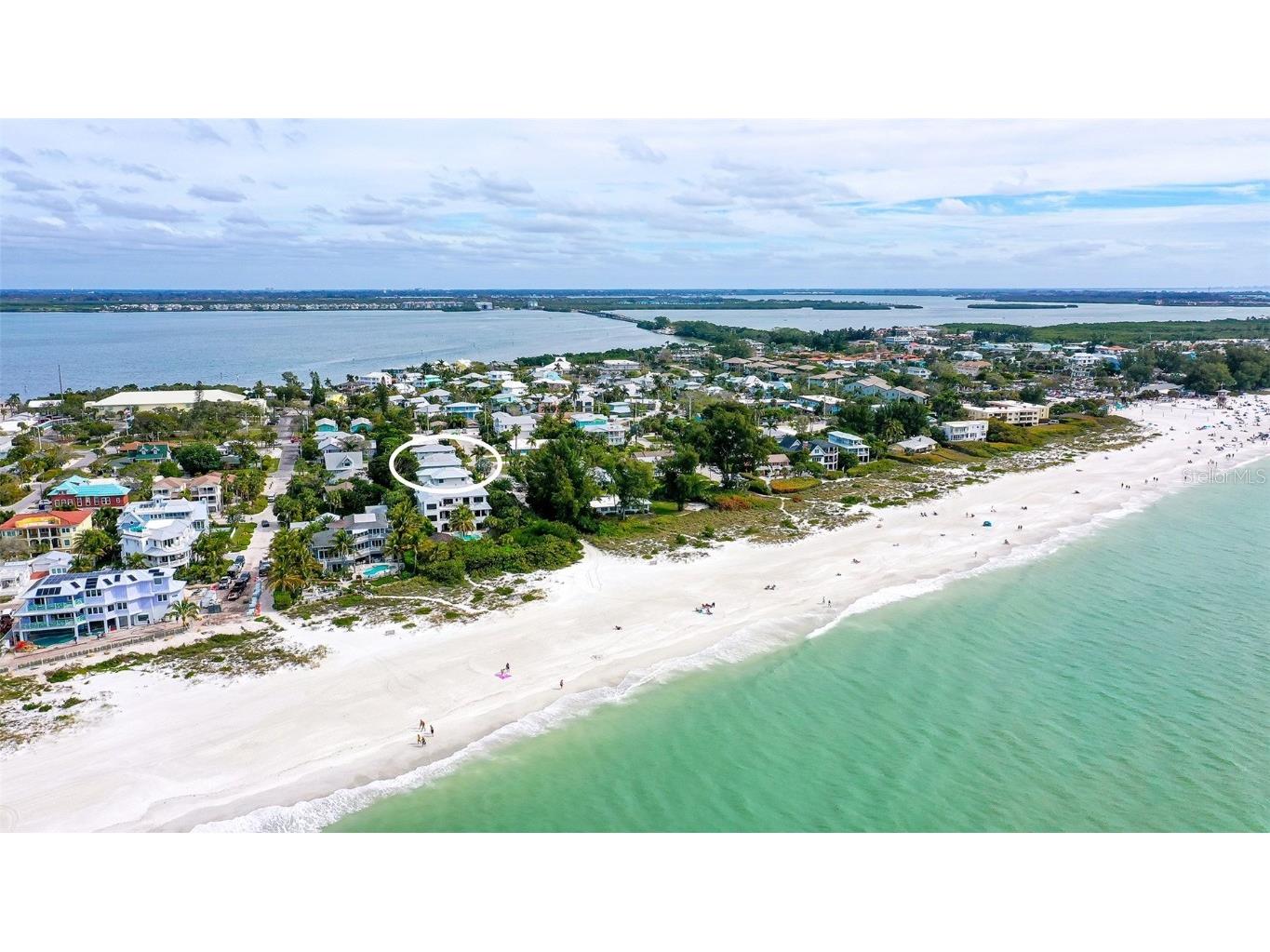 118 46th Street, Holmes Beach, FL, 34217 | MLS: A4593663 | Edina Realty